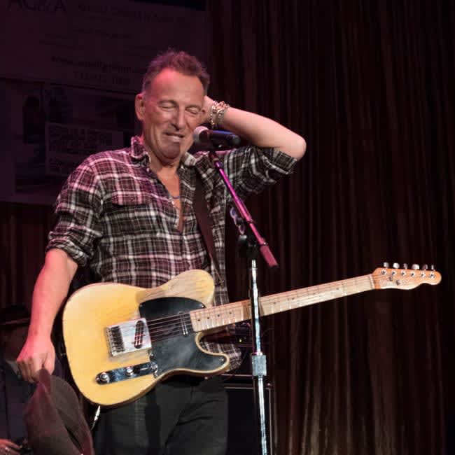 Bruce Springsteen faces drink-driving charge ｜ BANG Showbiz English