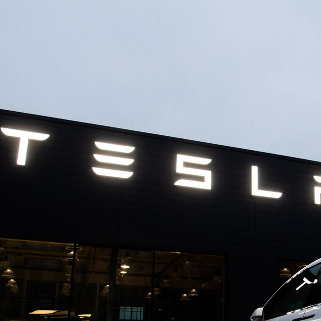 Tesla restaurants coming soon? ｜ BANG Showbiz English